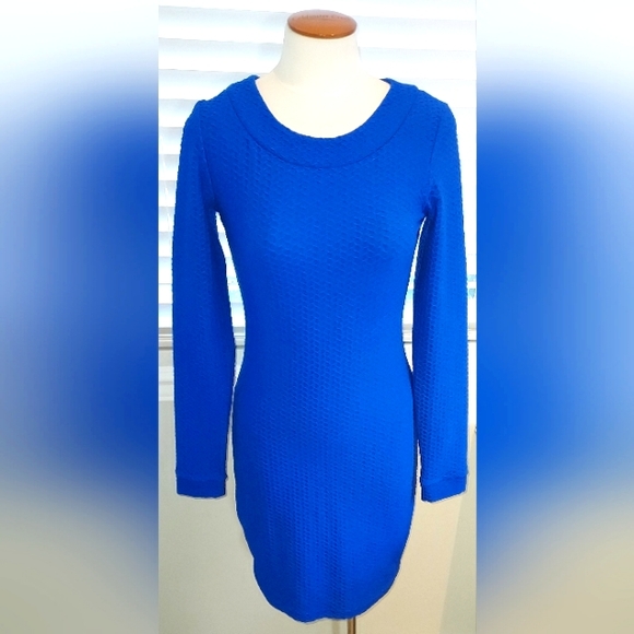 Arden B | Dresses | Arden B Olympia Blue Long Sleeve Textured Material ...